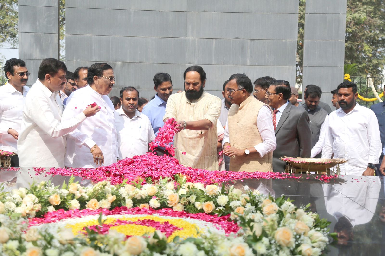 Rich Tributes Paid to Jaipal Reddy on His 82nd Birth Anniversary