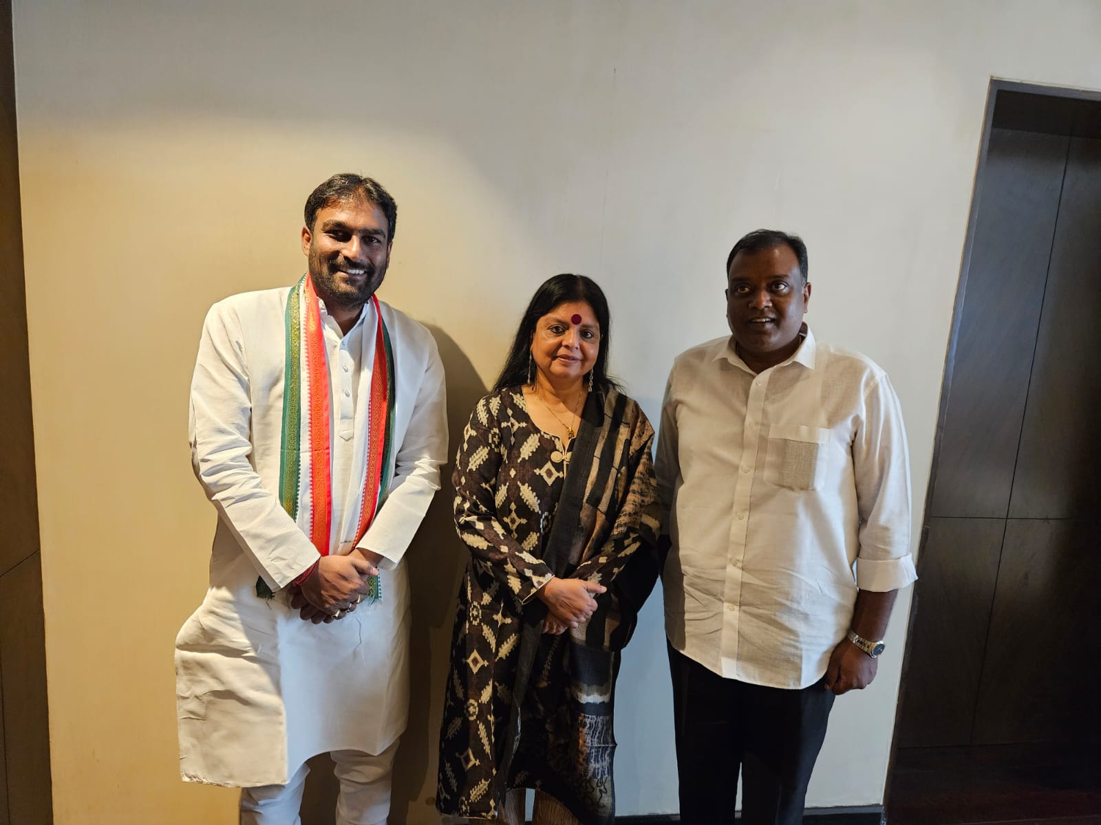 Ex Deputy Mayor and Borabanda Corporator Baba Fasiuddin Joins Congress