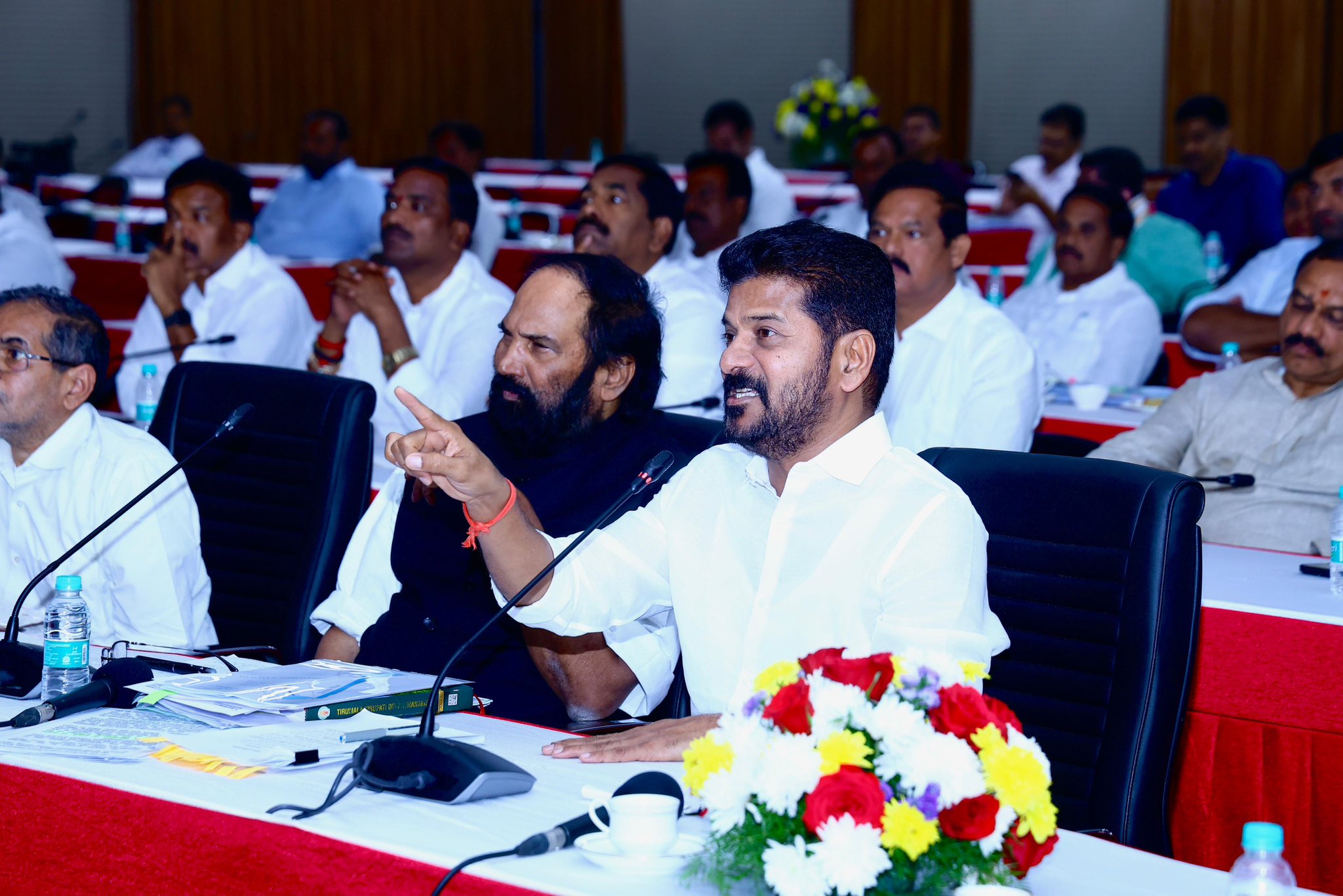 Congress Prepares for Legislative Battle, Aims to Expose BRS Irrigation ...