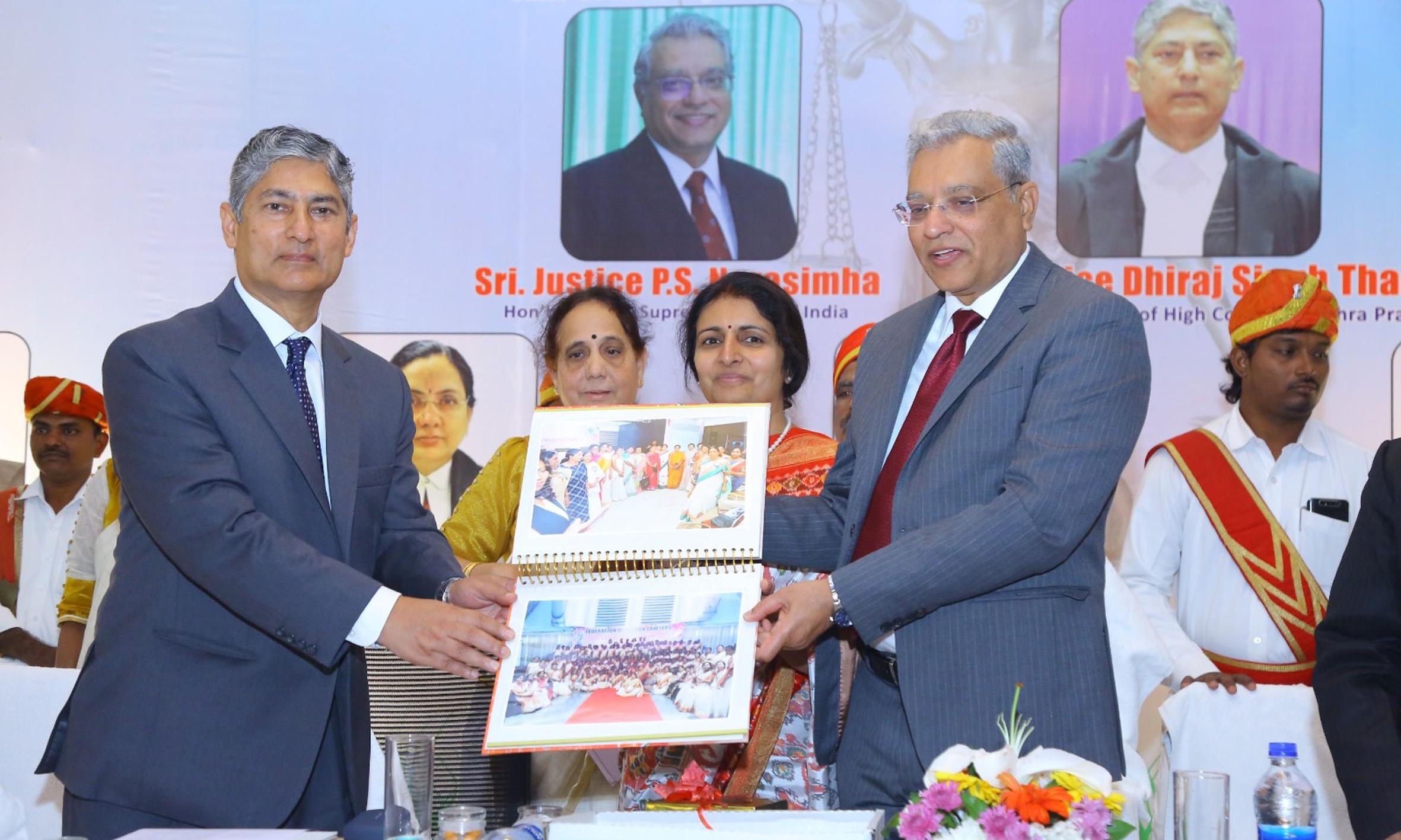 Lawyers Need Professional Freedom: SC judge