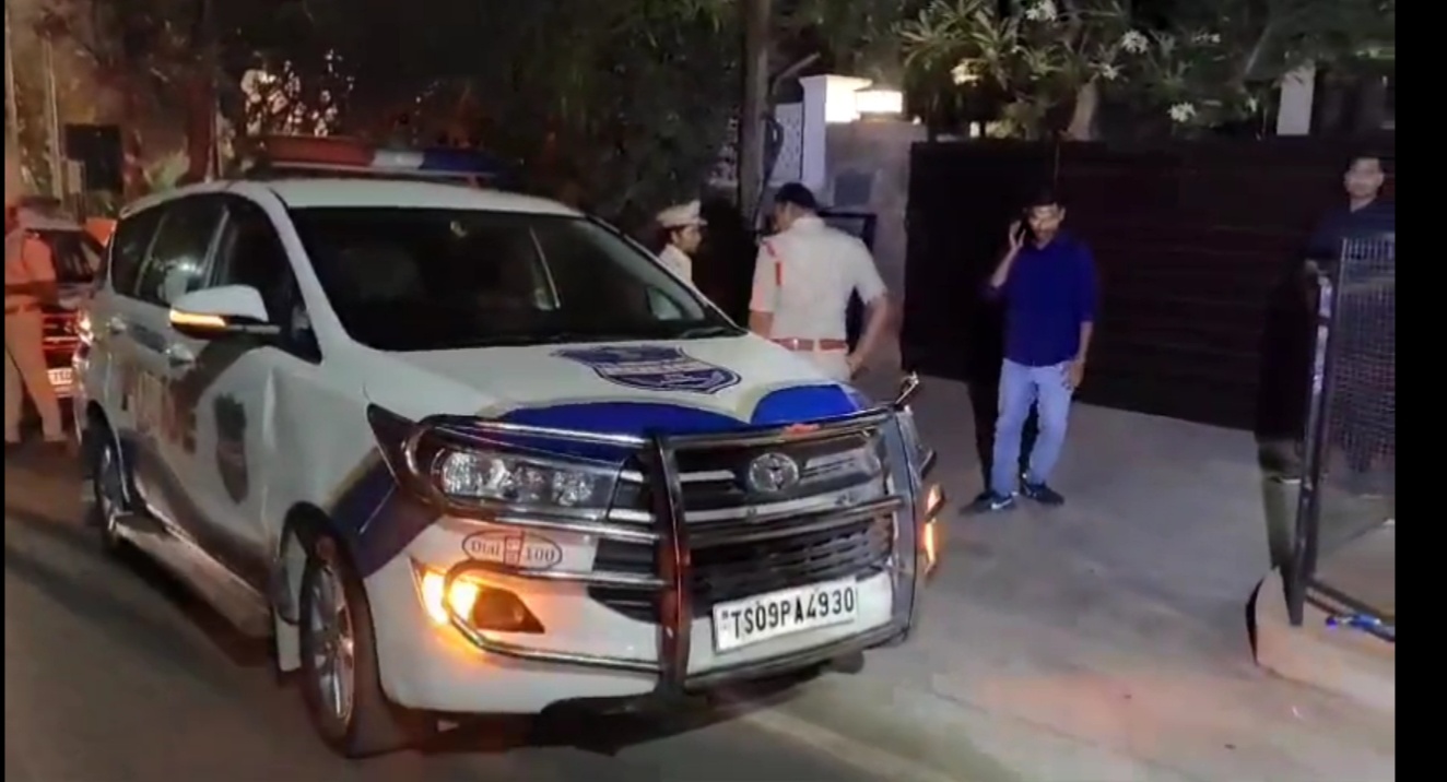 Phone Tapping case: Police raid on iNews MD Shravan Rao's residence