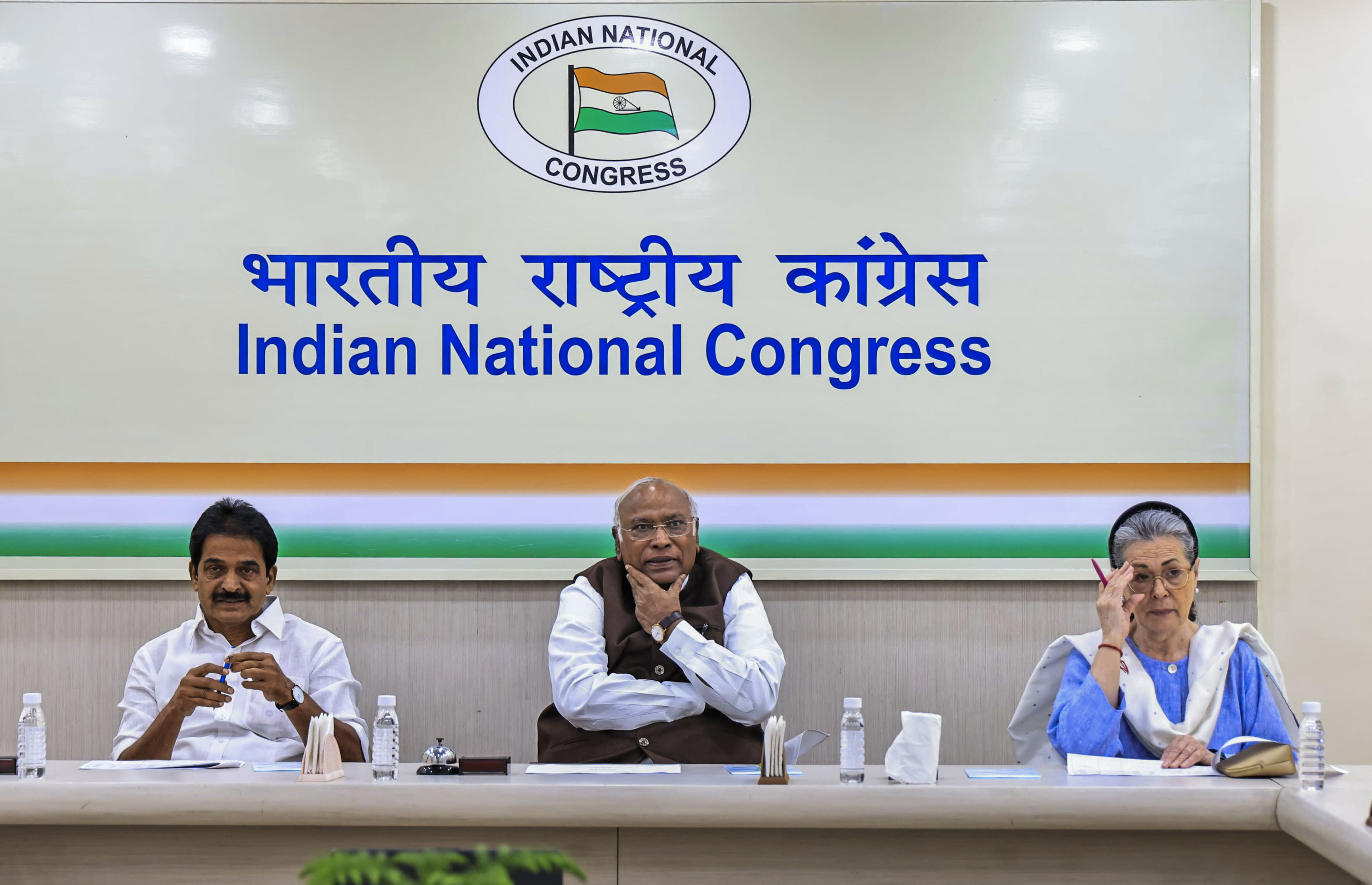 Congress Leaves Amethi, Rae Bareli Candidate Decision to Mallikarjun Kharge