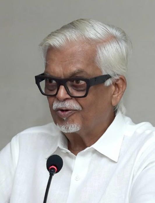 Sanjaya Baru, Deccan Chronicle