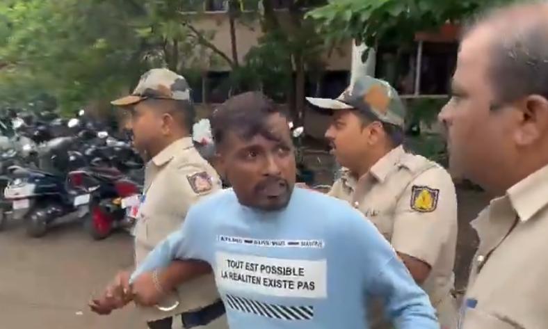 Jailed Gangster Jayesh Pujari Raises Pro-Pak Slogans Inside Court ...