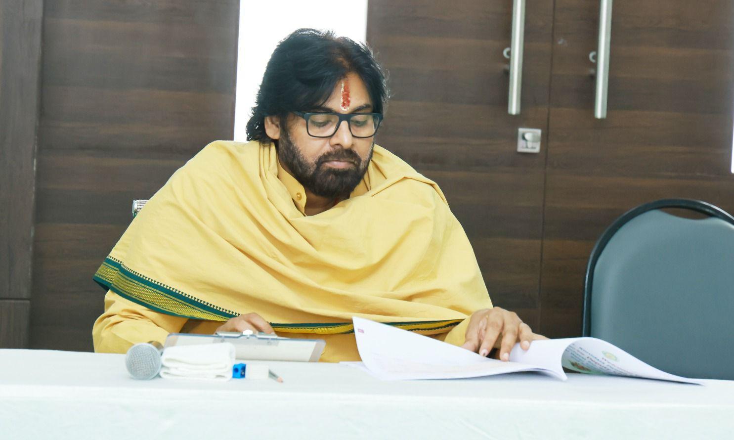 Pawan sees wealth creation from waste