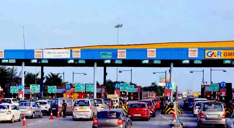 Vehicles in 1 Km Traffic Jam at Panthangi Toll Plaza