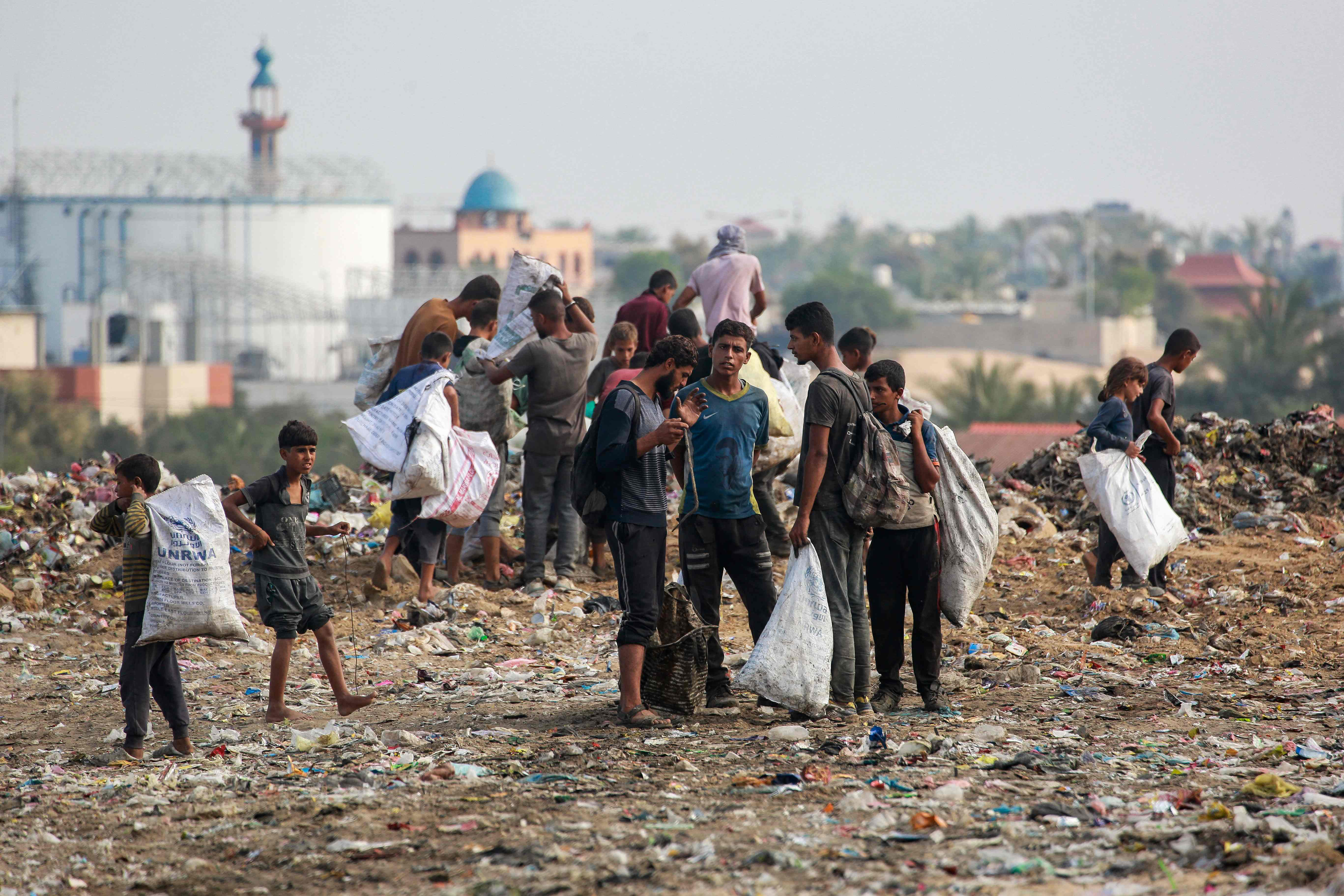 US warns Israel to boost humanitarian aid into Gaza or risk losing ...