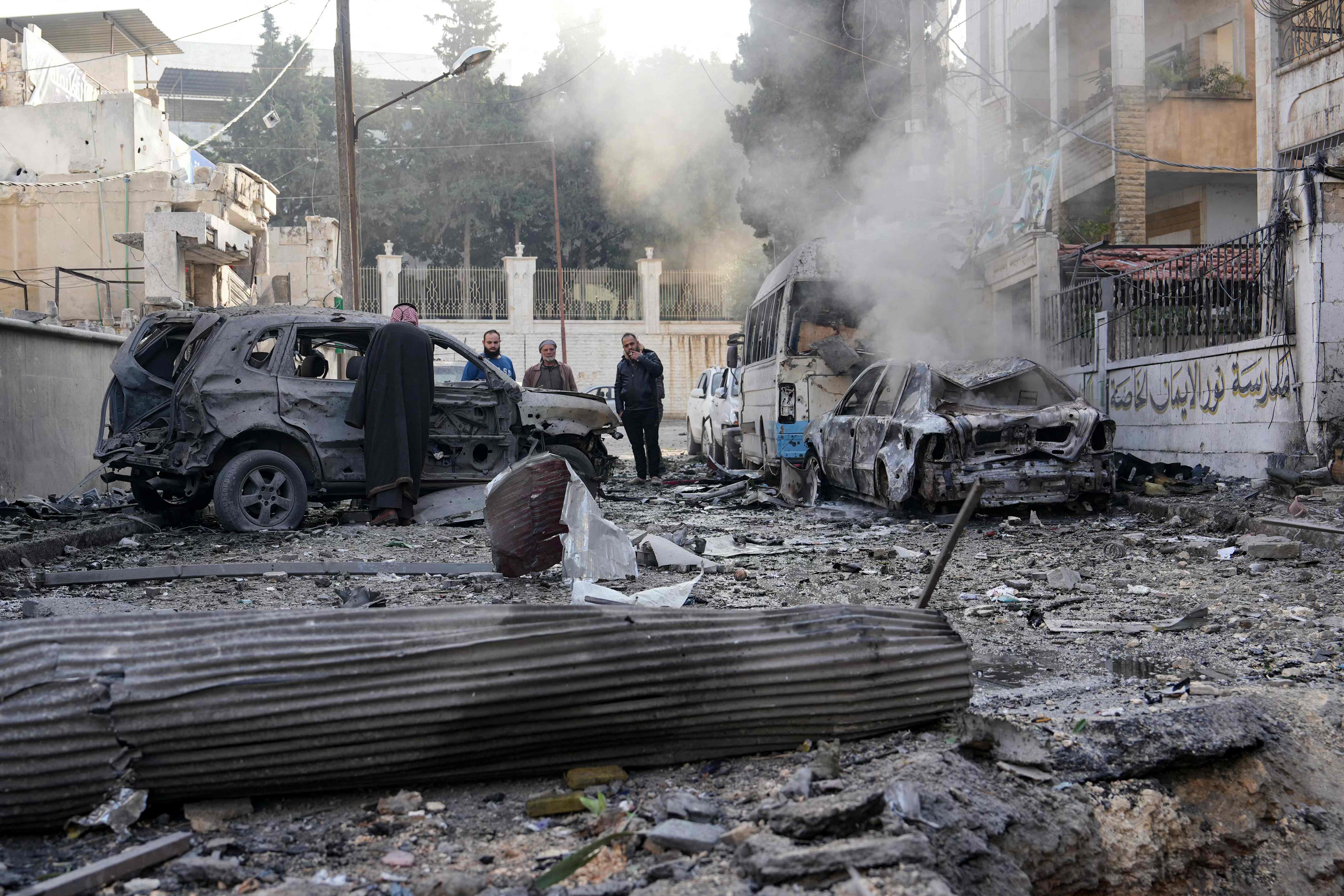Syria war monitor says 5 dead in Russian air strikes near Aleppo University