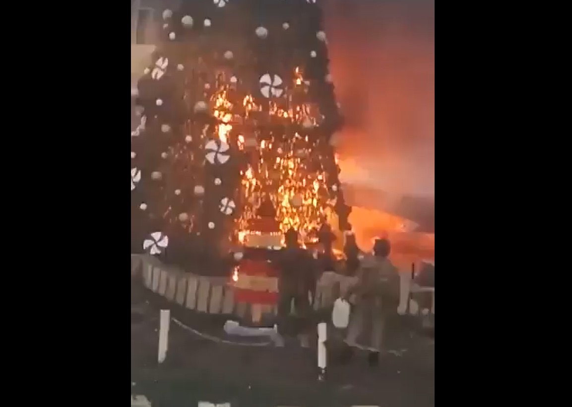 Farrukh Dhondy | As world rejoices at Christmas time, Xmas tree burnt ...