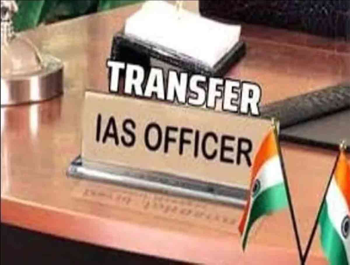 MP: In Massive Bureaucratic Reshuffle, 42 IAS Officers Transferred, 2 Secretaries in CM ...