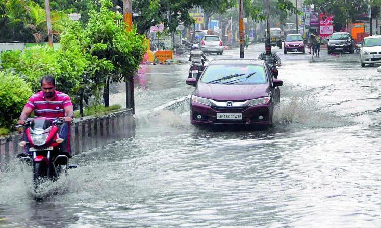 Rain Lashes Prakasam District, Several Streams in Spate