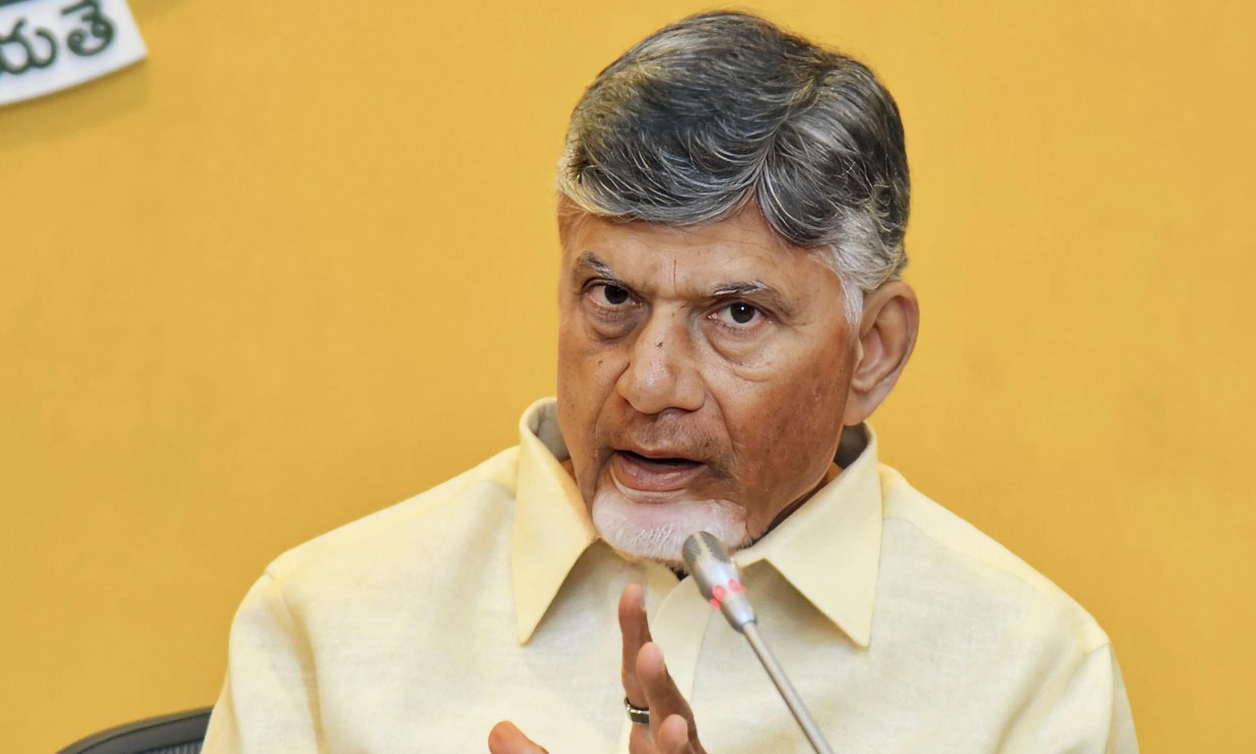 Prepare DPR for Polavaram-Banakacherla soon: AP CM