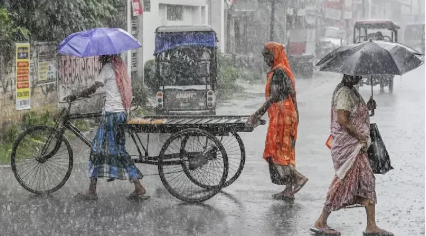 Sudden rain and thunderstorms wreak havoc, lightning kills three in state