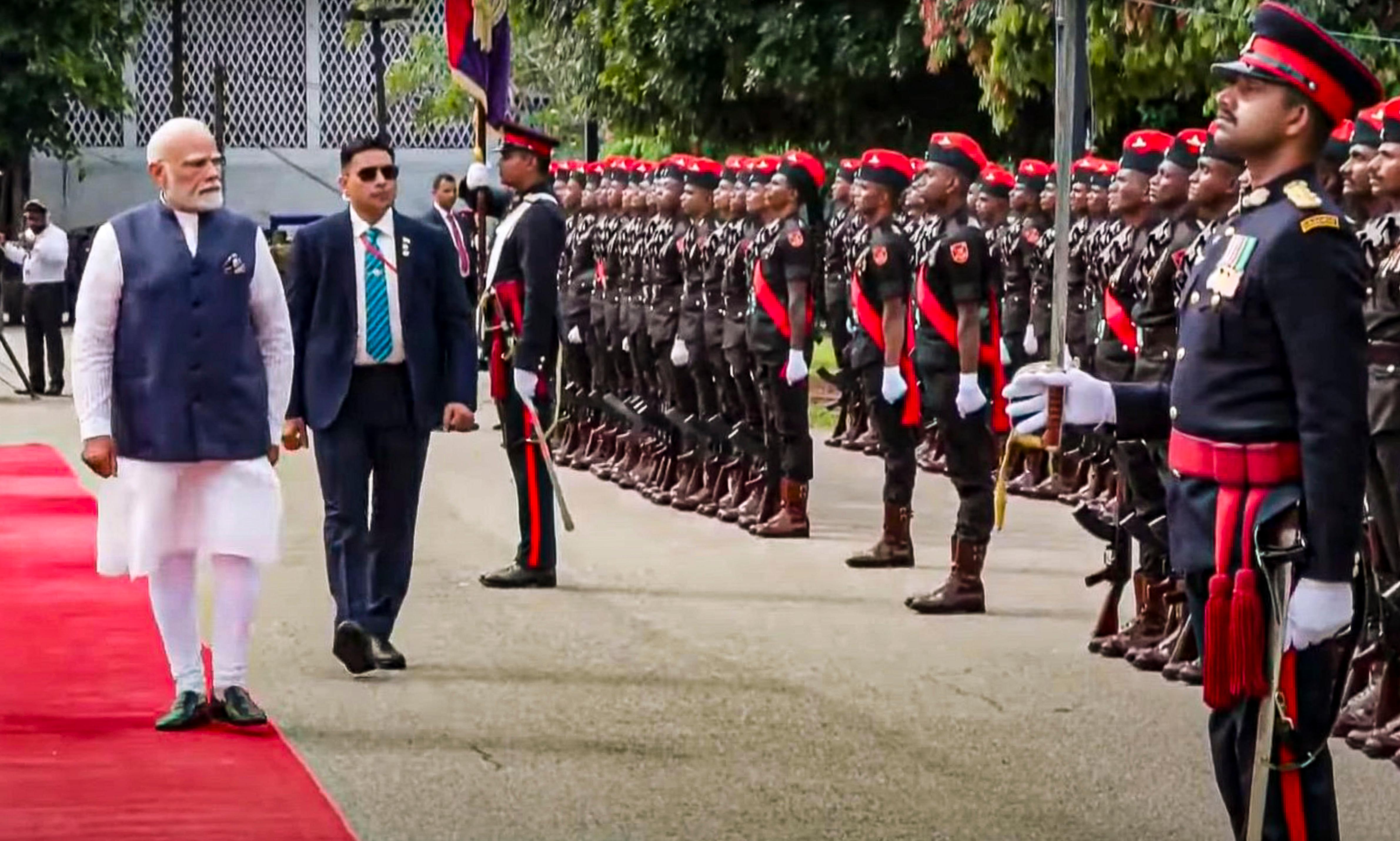 PM Modi accorded grand ceremonial welcome at Colombo's Independence Square