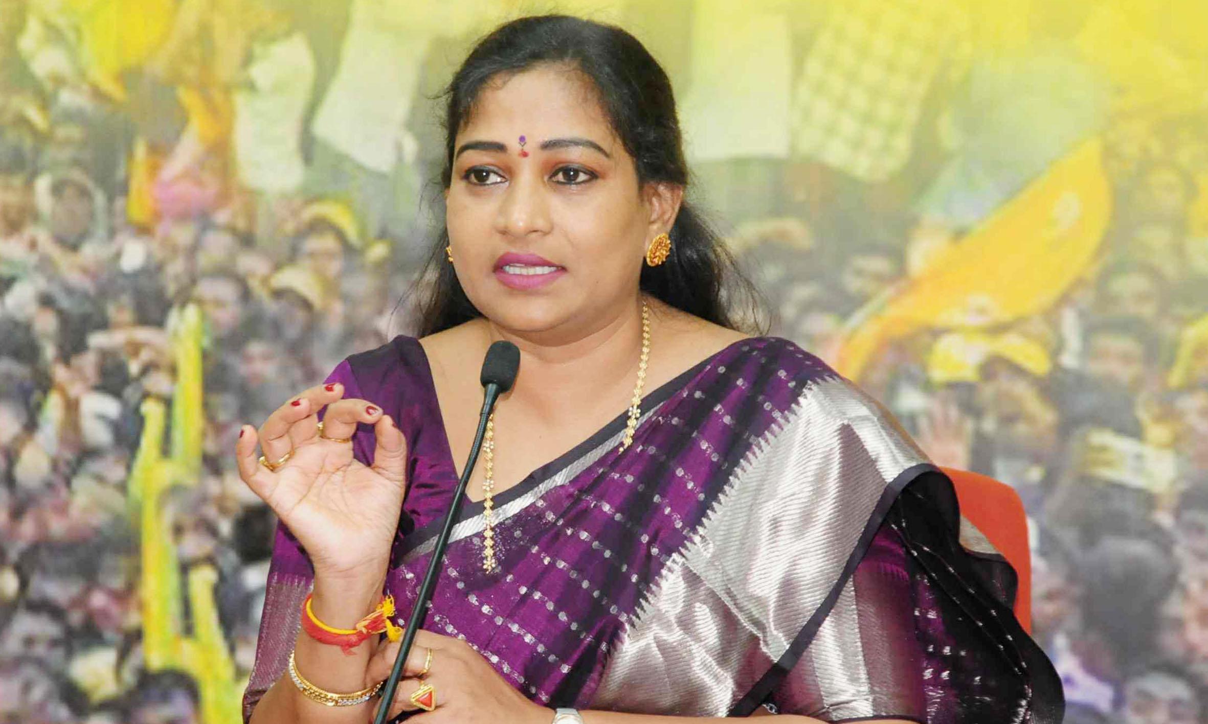 Prioritise Women’s Safety in Vizag Range, Anitha Tells Police