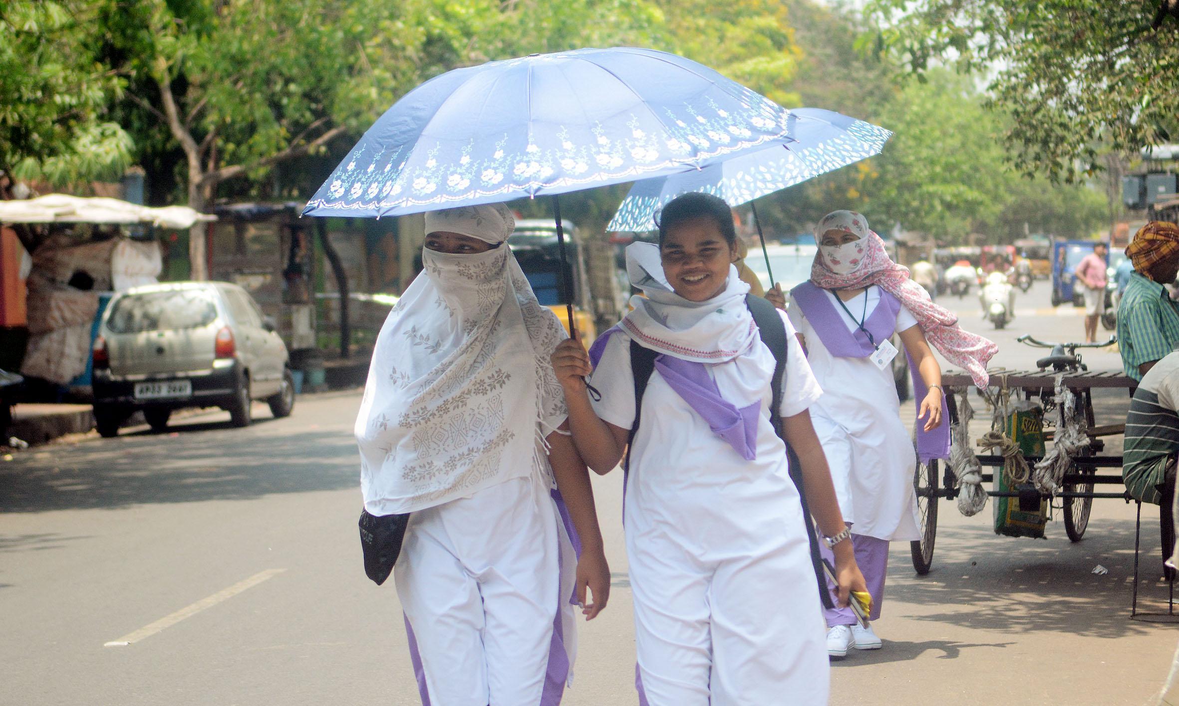 Many AP Towns Cross 40 degrees Celsius