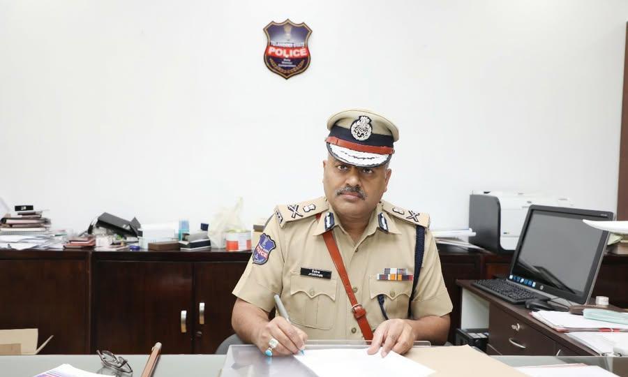 DGP Orders All Pakistanis in Telangana to Go Back