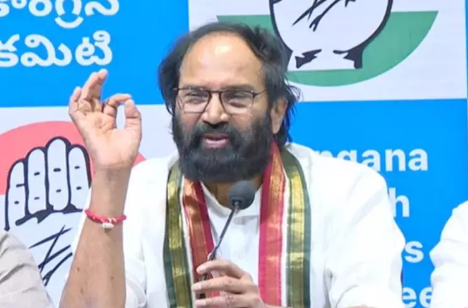 Uttam Slams Harish Over Paddy Purchase