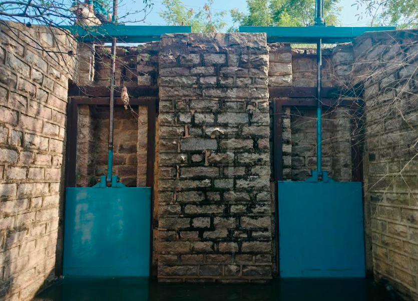 Shutter Gates Installed at Balkapur Nala