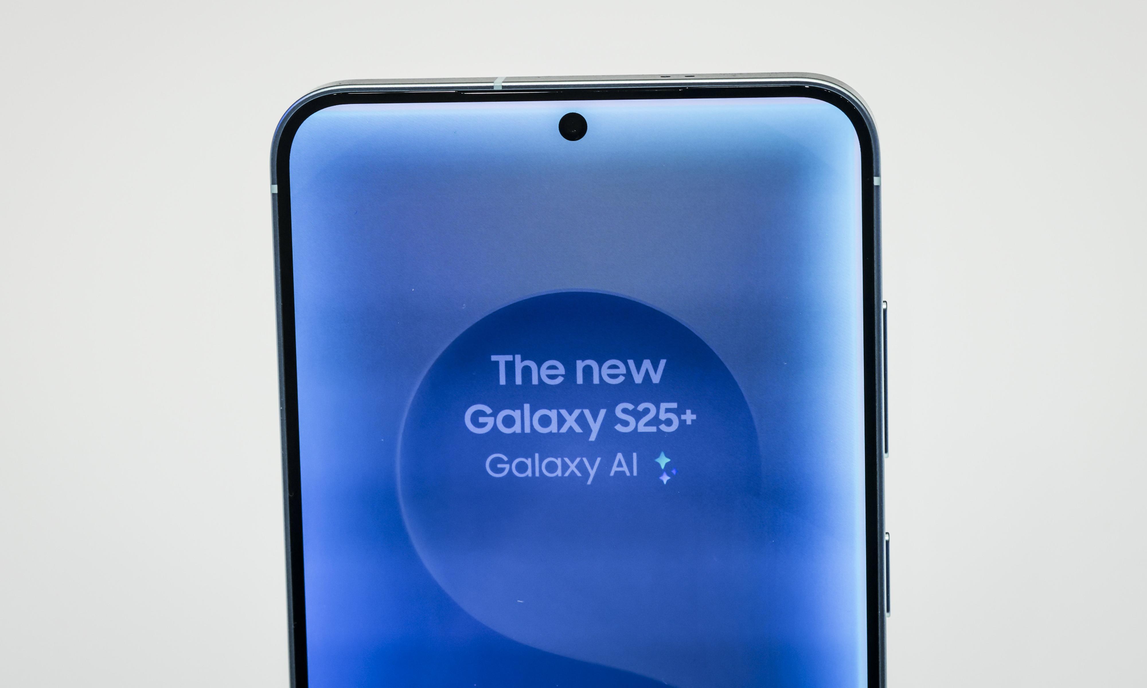 Samsung Nears Wide-Ranging Deal With Perplexity for AI Features