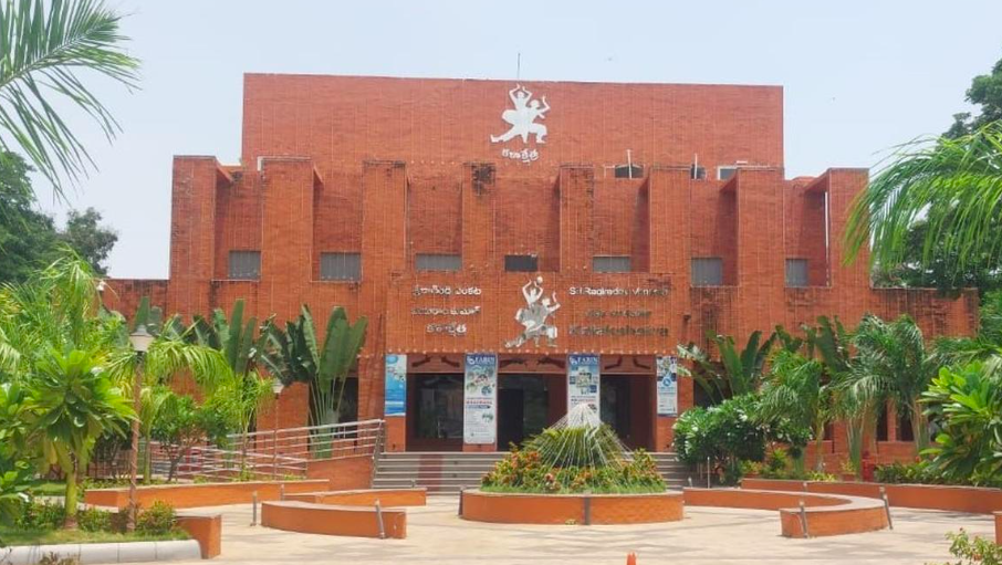 Many Hail Renaming Of Art Auditorium As Godavari Kalakshetram