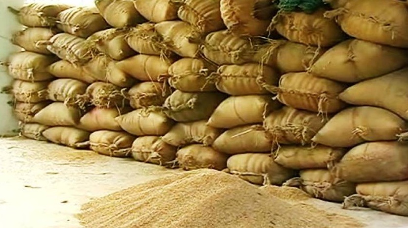 Farmers Upset as Boiled Rice Paddy Procurement Stalled