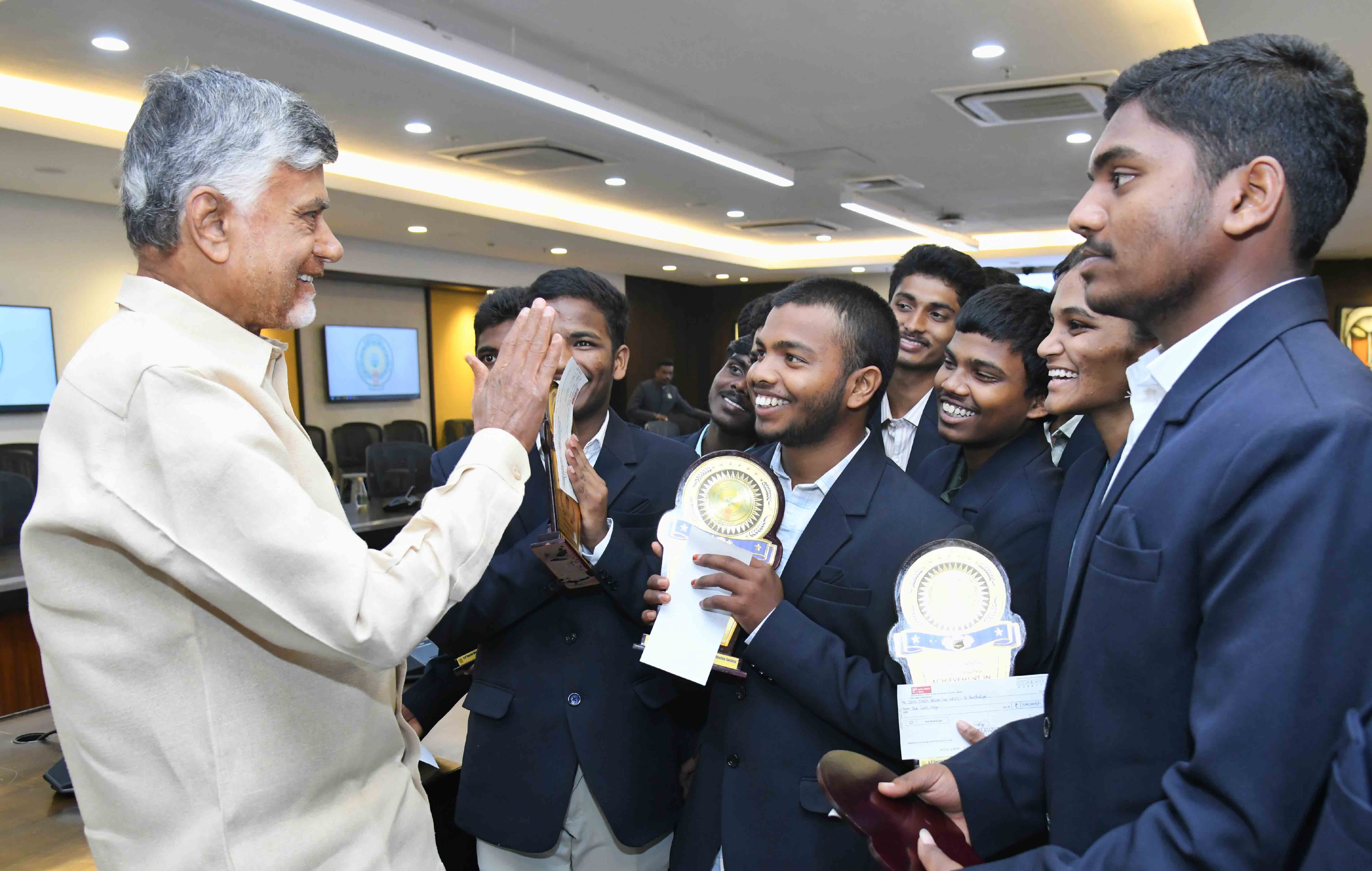 CM Naidu Plans More IIT-NEET Coaching Centres In AP This Year