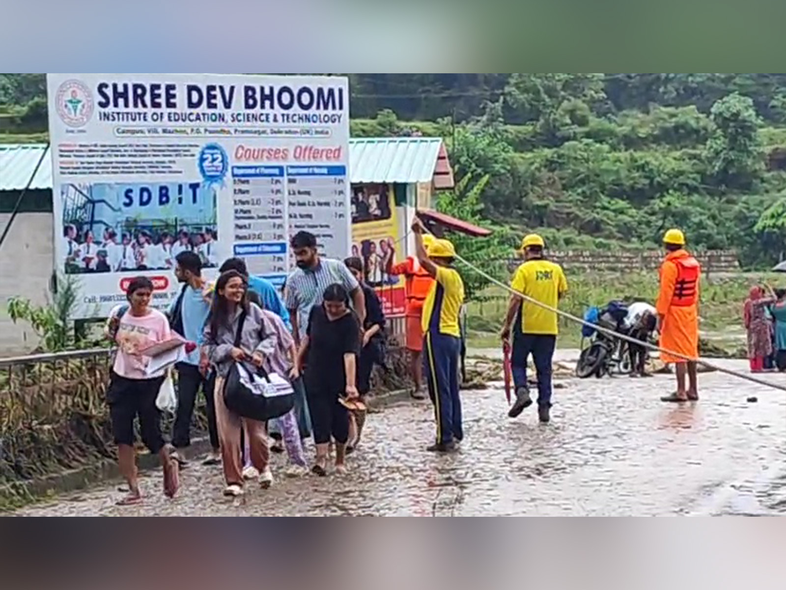 Uttarakhand: 200 Students Rescued From Waterlogged Institute In ...