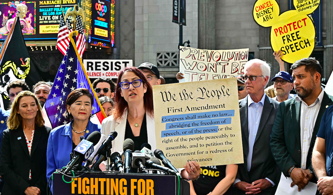 Hundreds Of Stars Sign Letter Defending Free Speech After Jimmy Kimmel ...