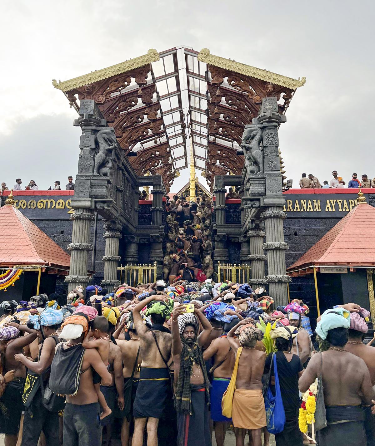 Makaravilakku: Police to Enforce Crowd Management Rules in Sabarimala