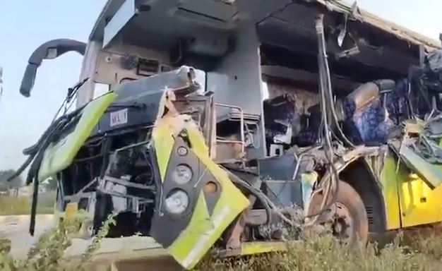 2 Killed as RTC Bus Rams into Lorry in Jangaon