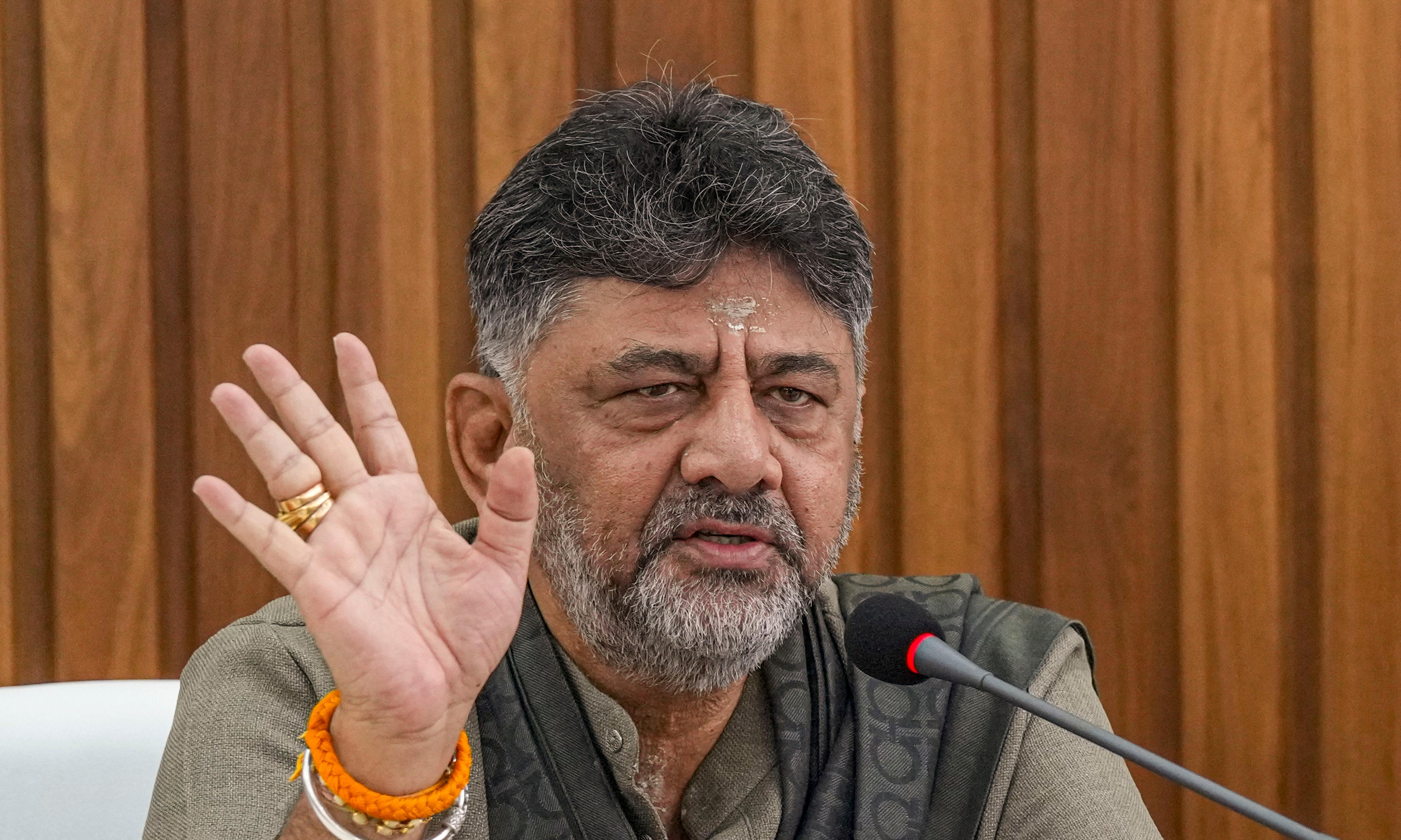 DY CM Shivakumar Asks Employers To Grant Leave to Kerala Workers for ...