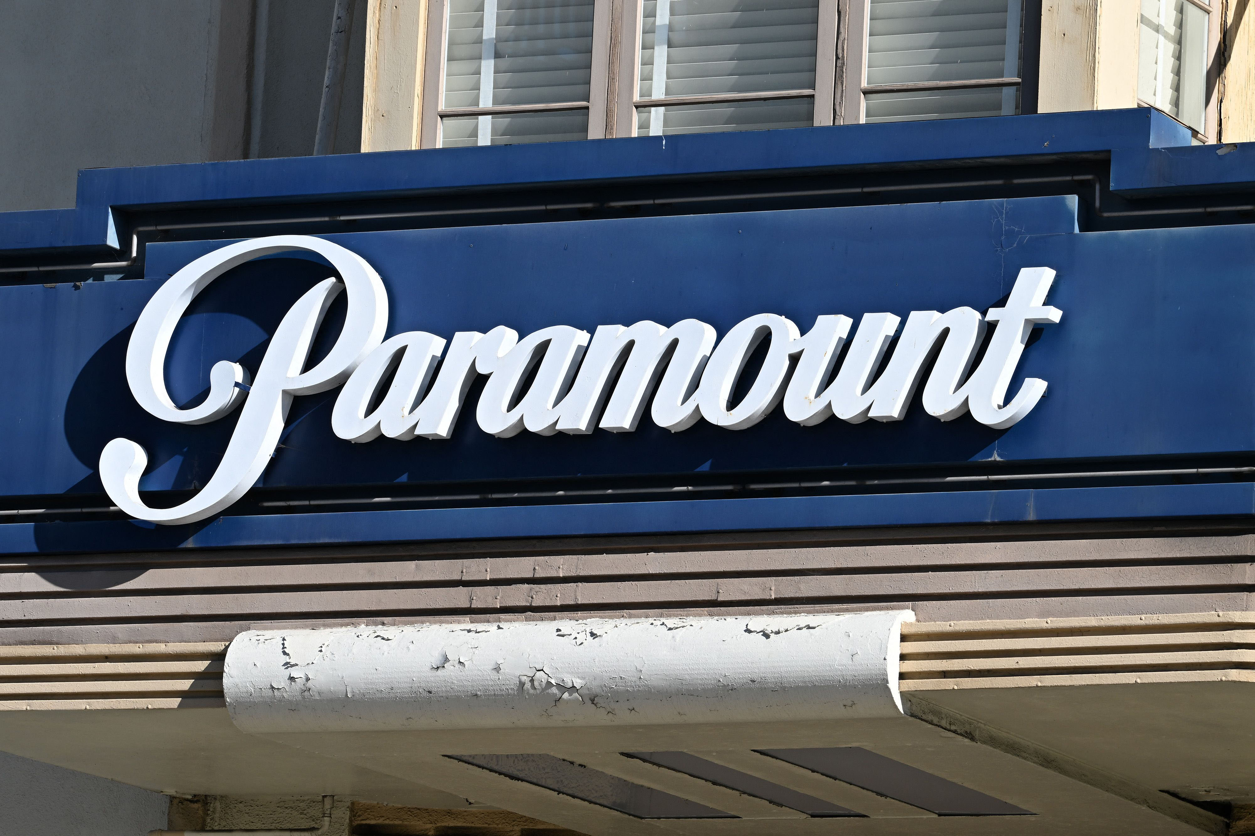 Paramount Says China's Tencent Withdrew From Its Warner Bros Bid to ...