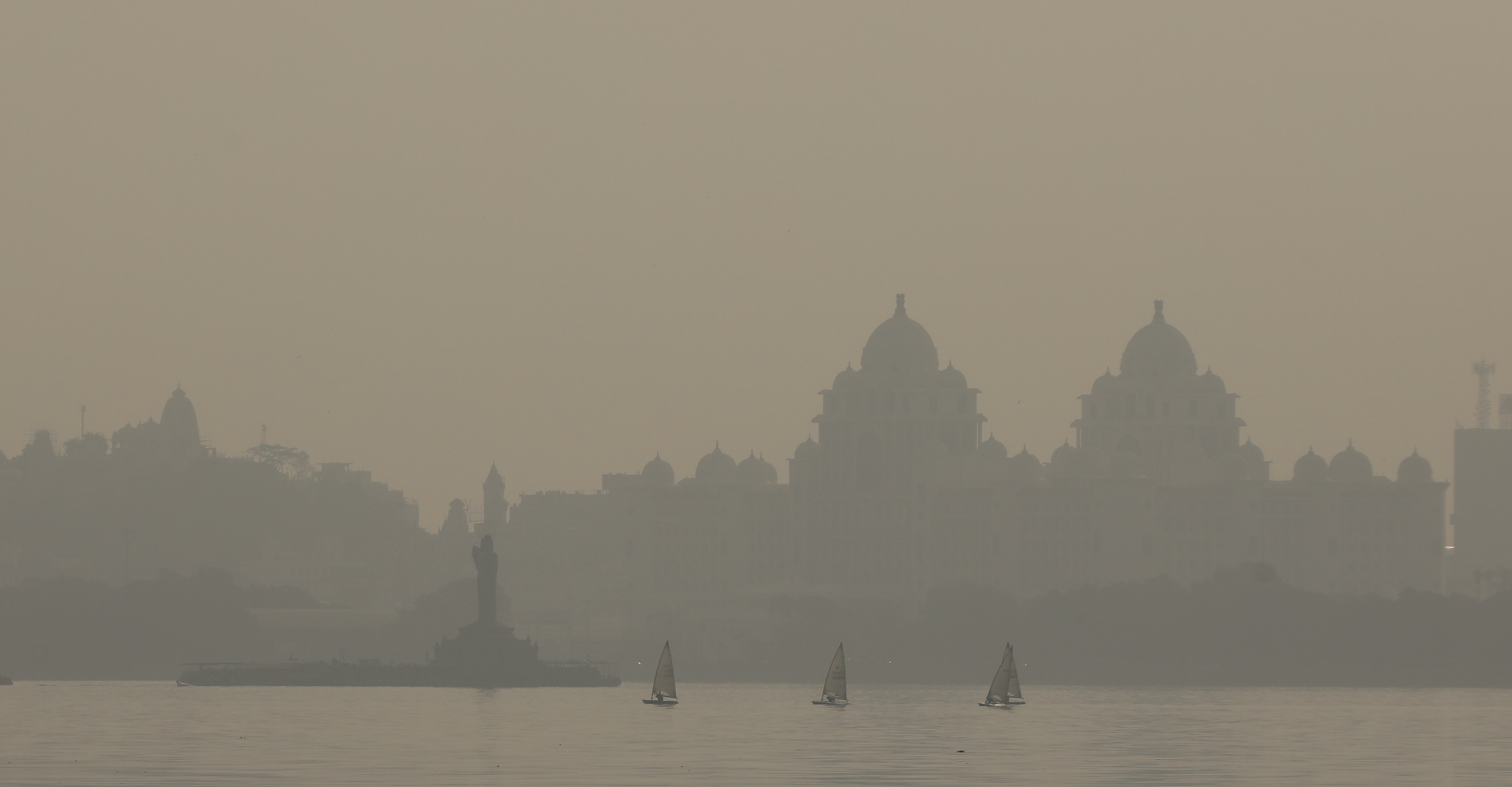 Nil Winds Deepen Cold Wave Across Telangana