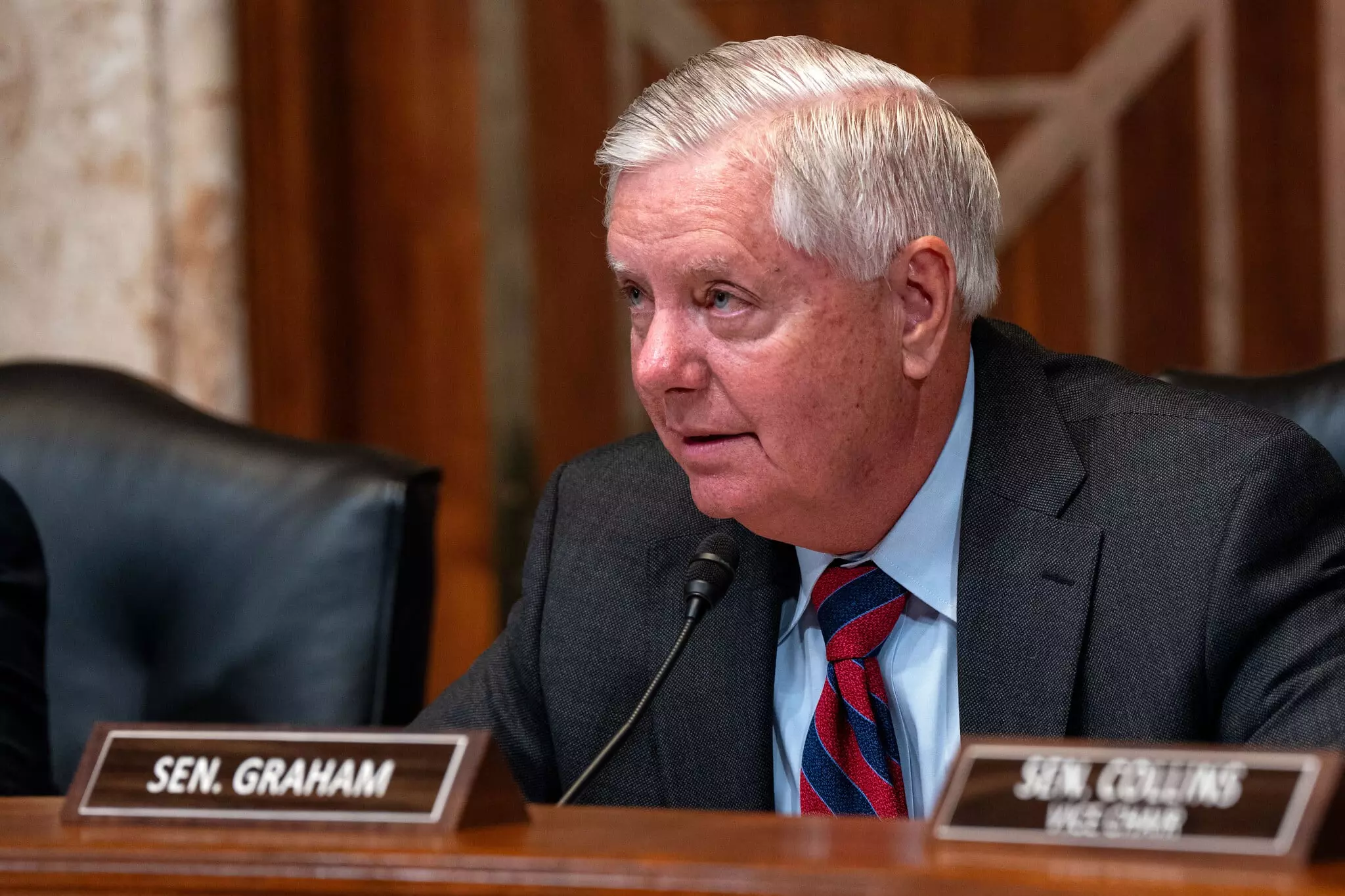 US Senator Says Indian Envoy Sought Tariff Relief Amid Russia Oil Concerns