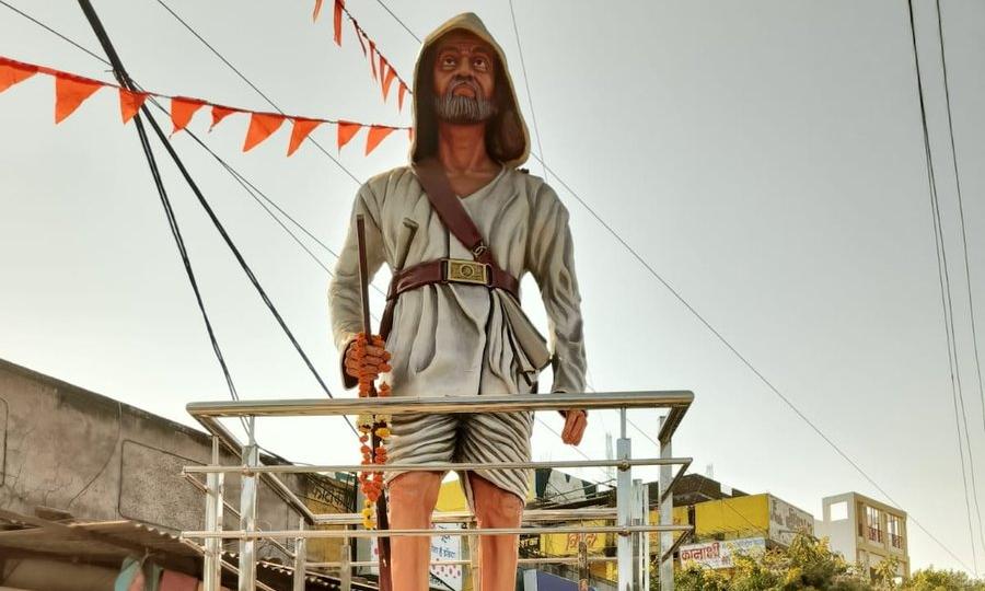 MP/ Statute Of Tribal Icon Tantya Mama Lands In Controversy, Probe Ordered