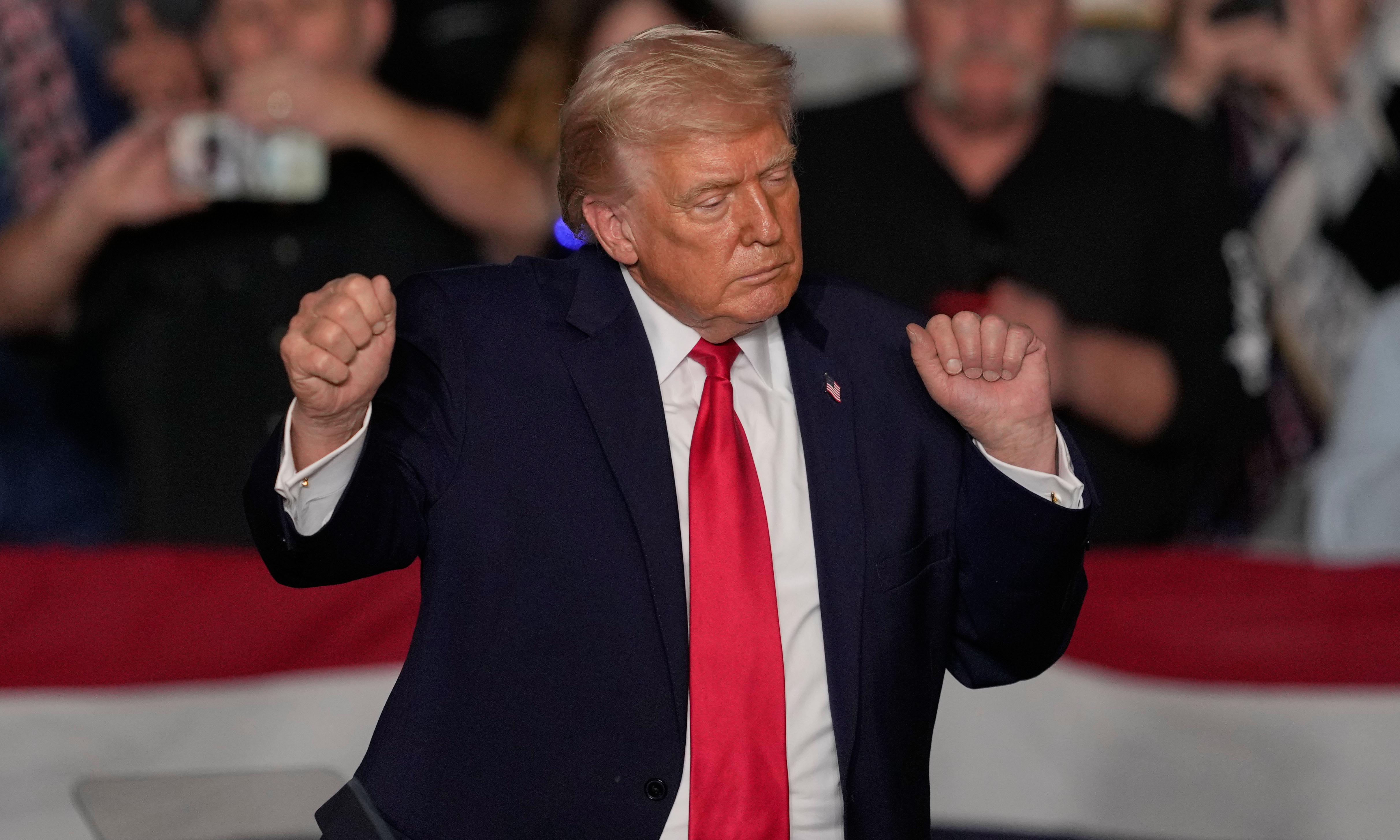 Trump Warns of 'Bad Things' if Republicans Lose Midterms