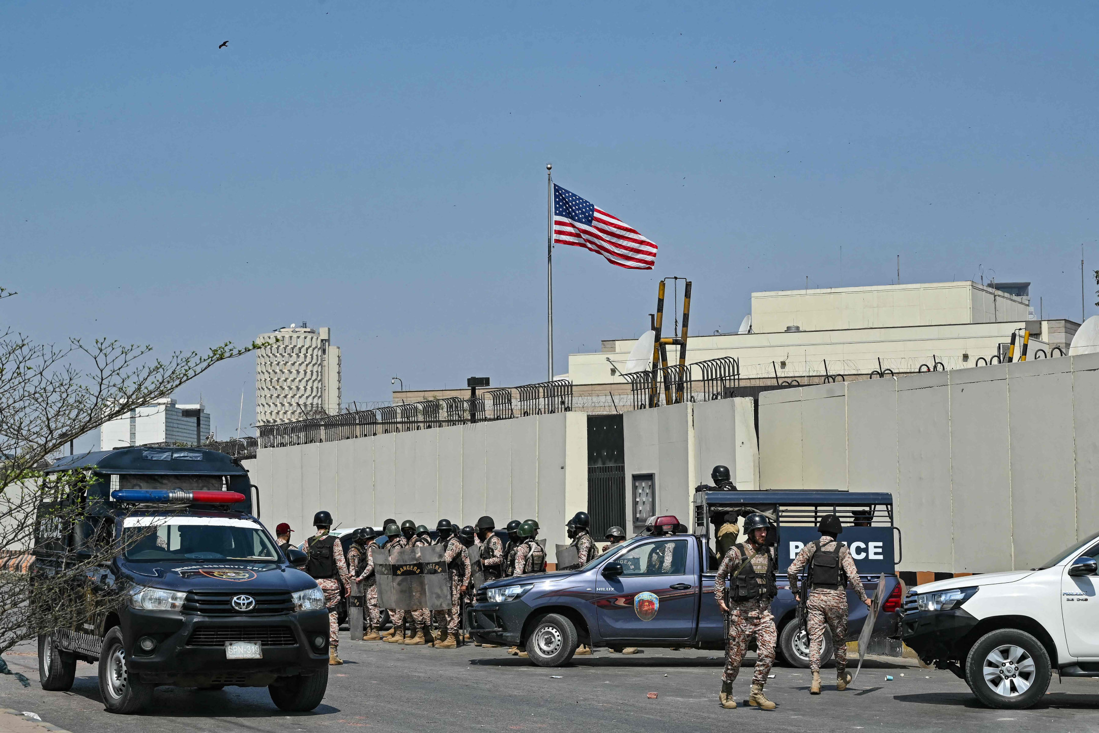 US Embassy in Pakistan Cancels Visa Appointments