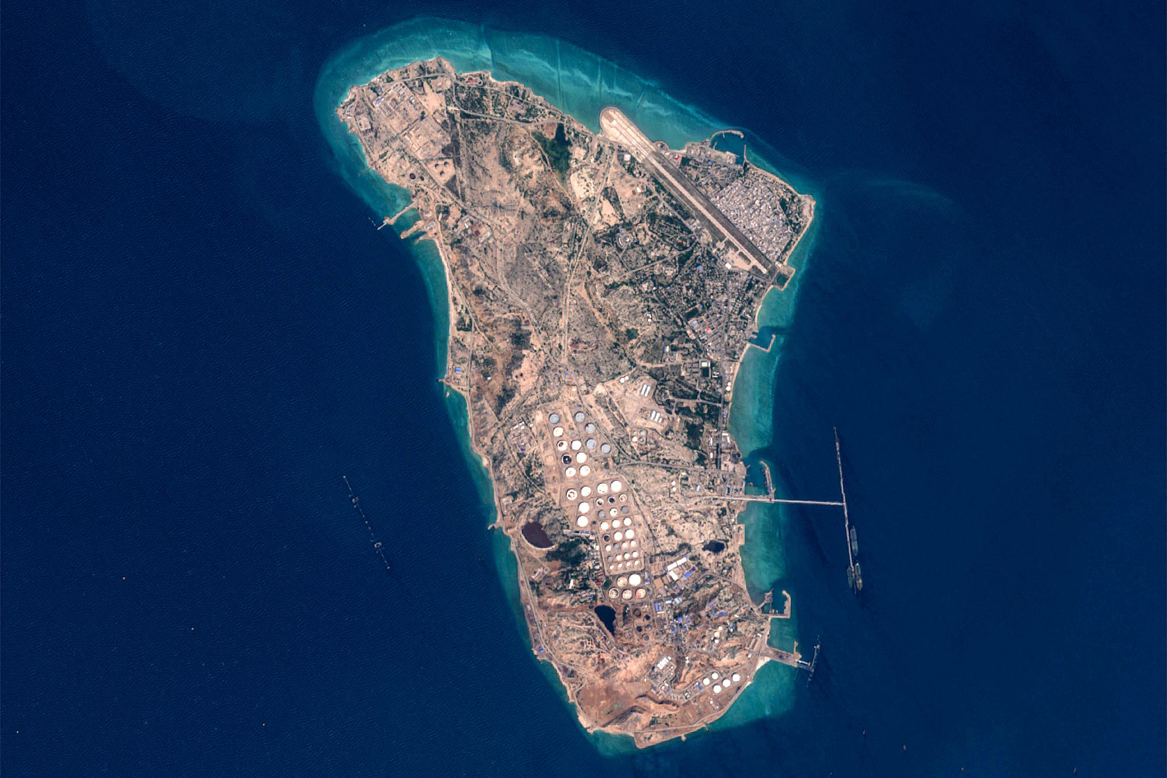 Iran Fortifies Kharg Island Amid Reports of Possible US Move