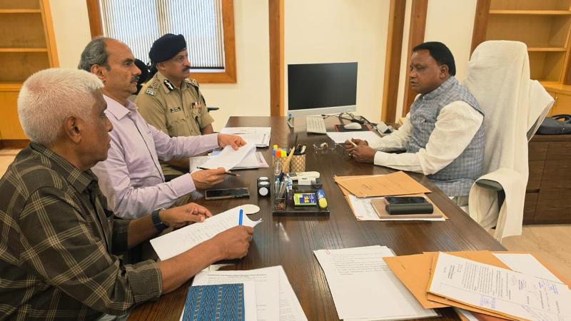 Work First: Odisha CM Mohan Majhi Skips Holiday To Review Law And Order ...