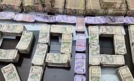 ₹1.22 Crore Suspected Hawala Cash Seized on Devagiri Express