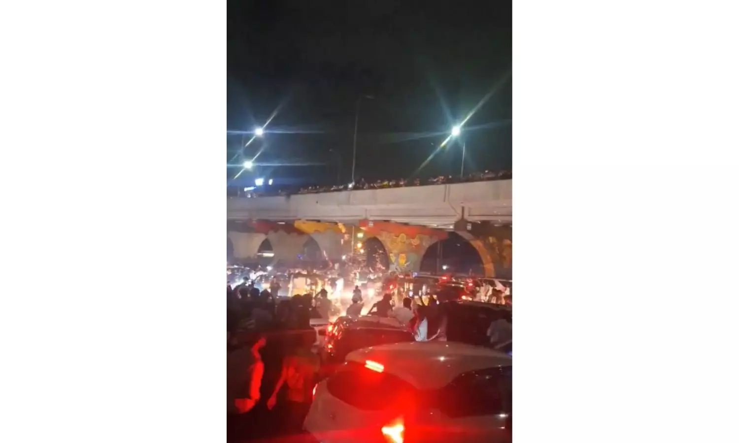 Hyderabad: Police Resort To Lathi Charge To Disperse Crowd Celebrating ...